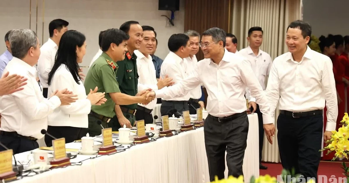 [Foto] Premier vietnamita sostiene reunión con Junta Permanente del ...